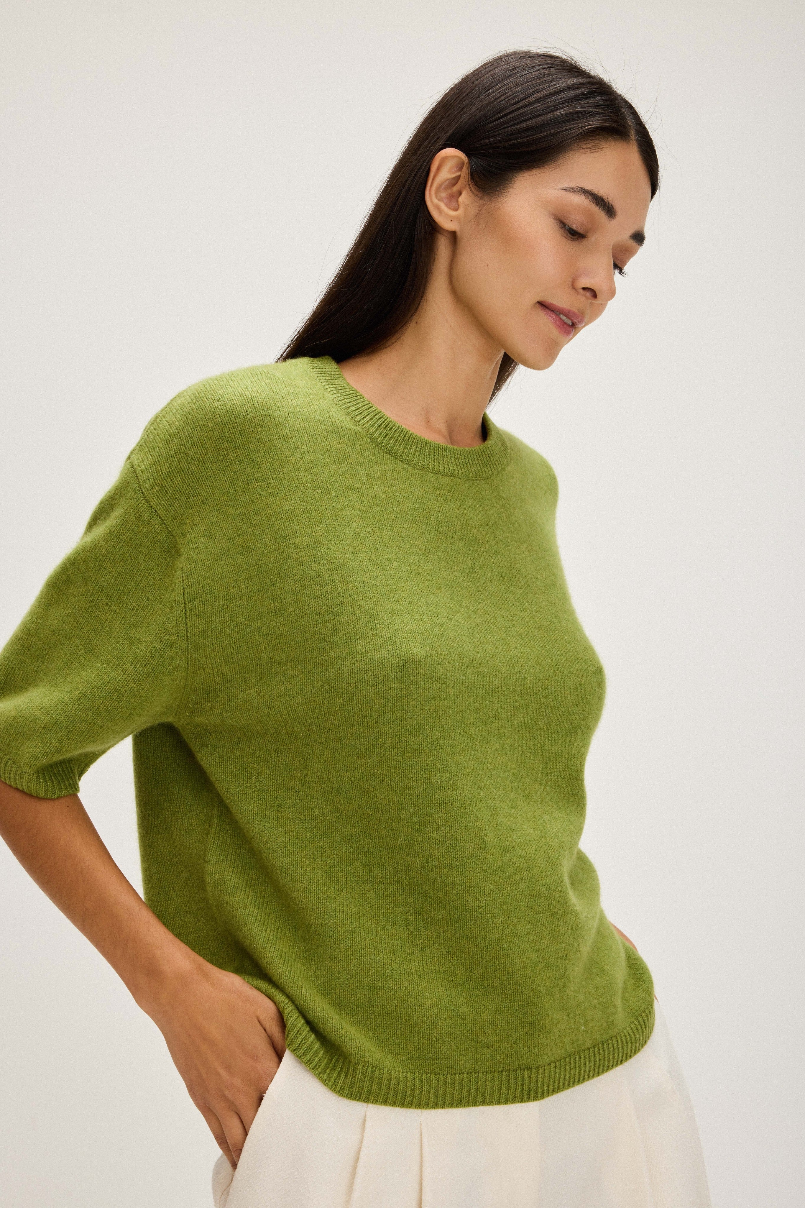 Boxy T-Shirt - Sweaters - Moss Green – Davida Cashmere